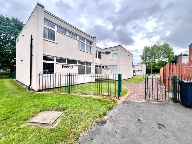 1 Bedroom Flat