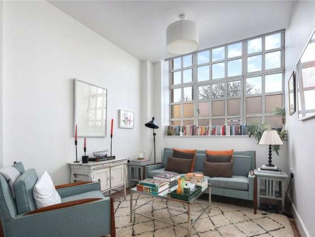 1 Bedroom Flat