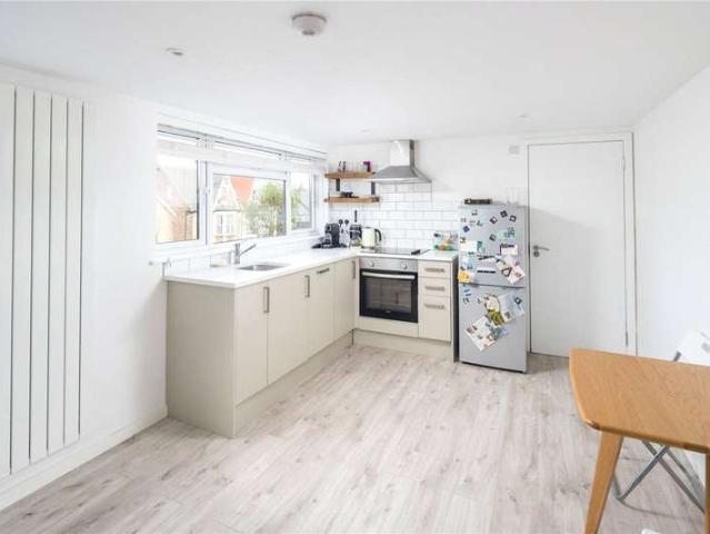 1 Bedroom Flat