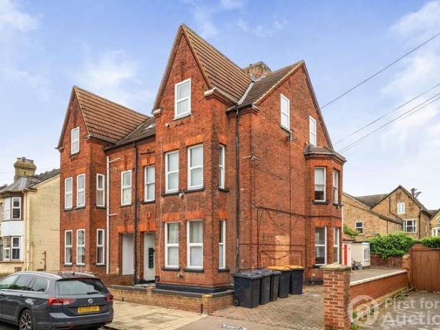 1 Bedroom Flat