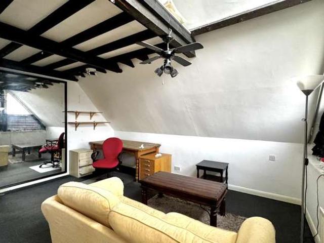 1 Bedroom Flat