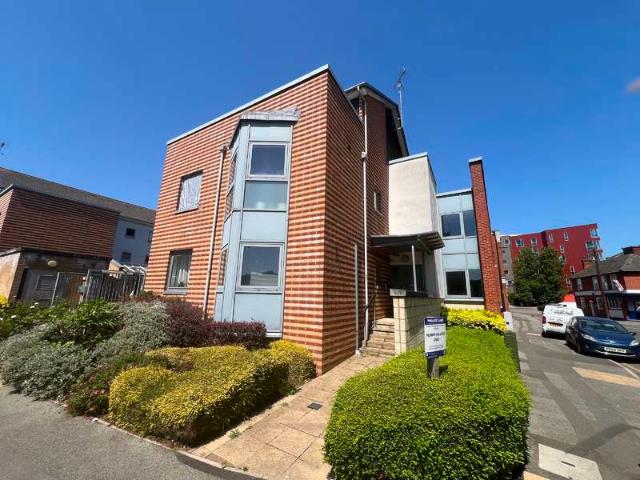 1 Bedroom Flat