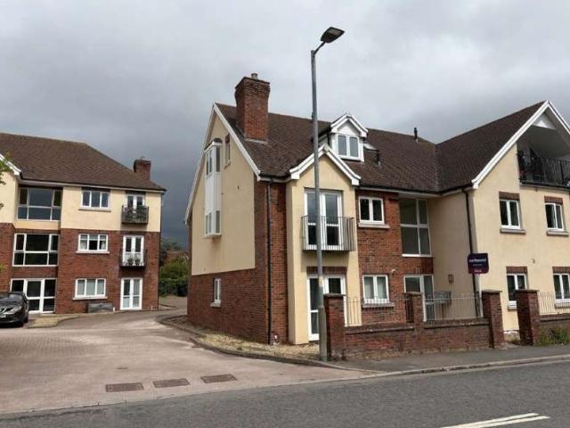 1 Bedroom Flat