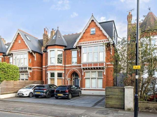 1 Bedroom Flat
