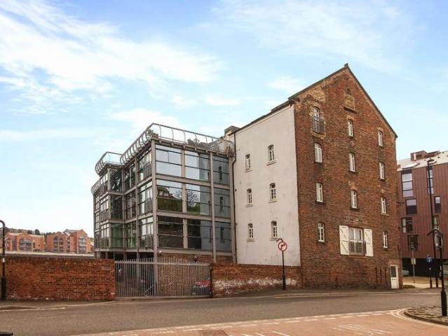 1 Bedroom Flat