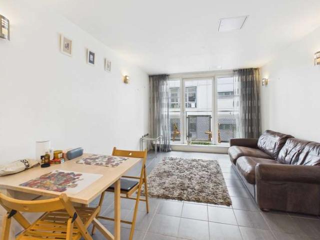 1 Bedroom Flat