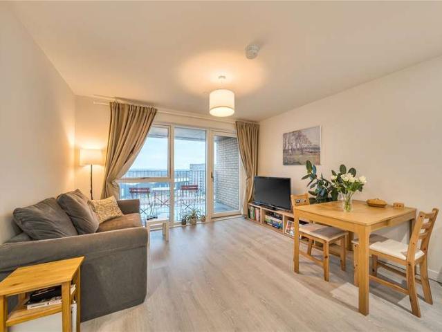 1 Bedroom Flat