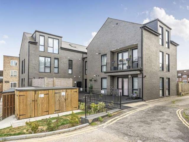 1 Bedroom Flat