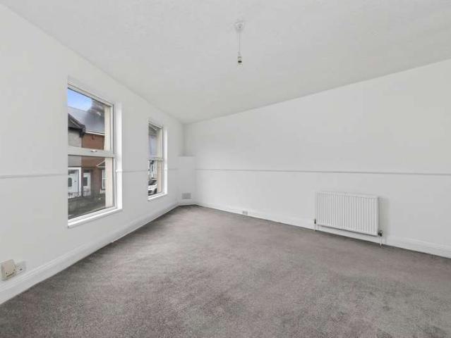 1 Bedroom Flat
