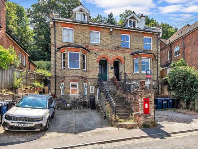 1 Bedroom Flat