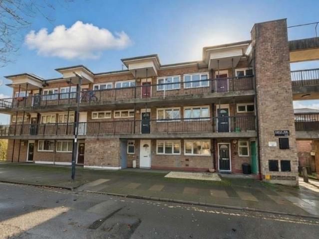 1 Bedroom Flat