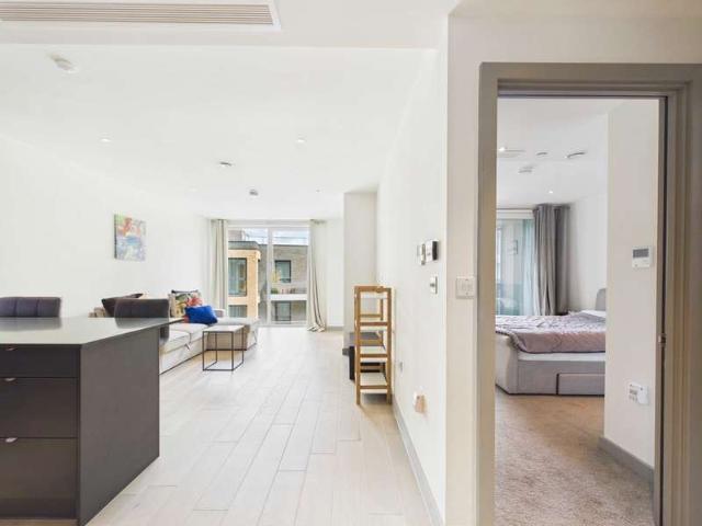 1 Bedroom Flat