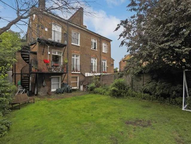 1 Bedroom Flat