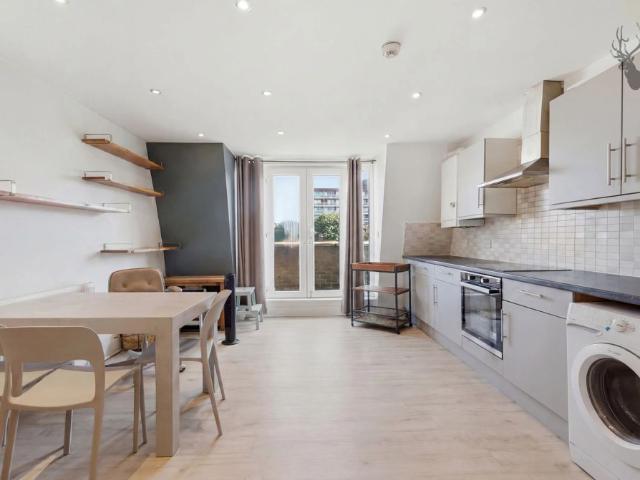 1 Bedroom Flat