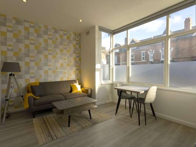 1 Bedroom Flat