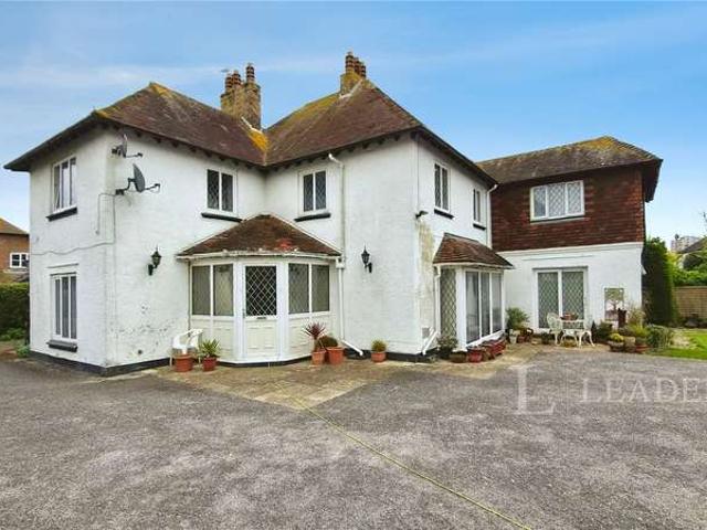 1 Bedroom Flat