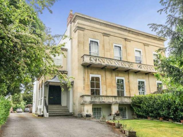 1 Bedroom Flat