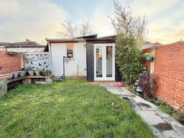 1 Bedroom Flat