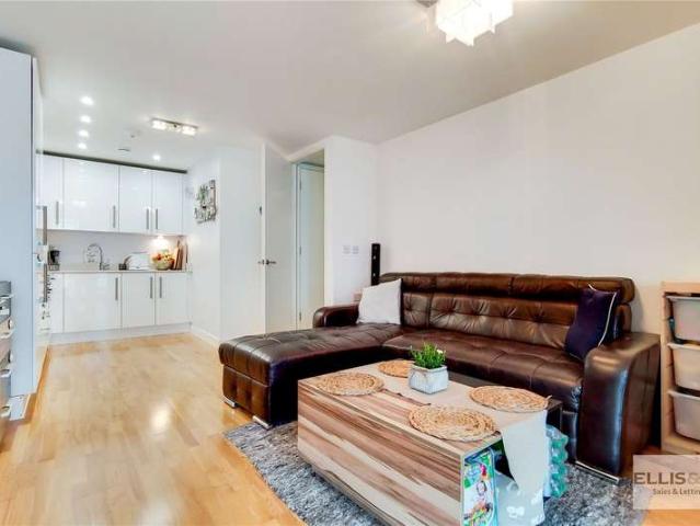 1 Bedroom Flat