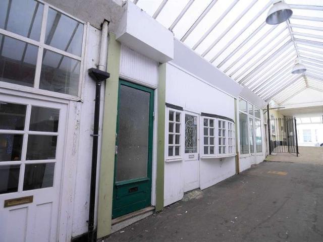 1 Bedroom Flat