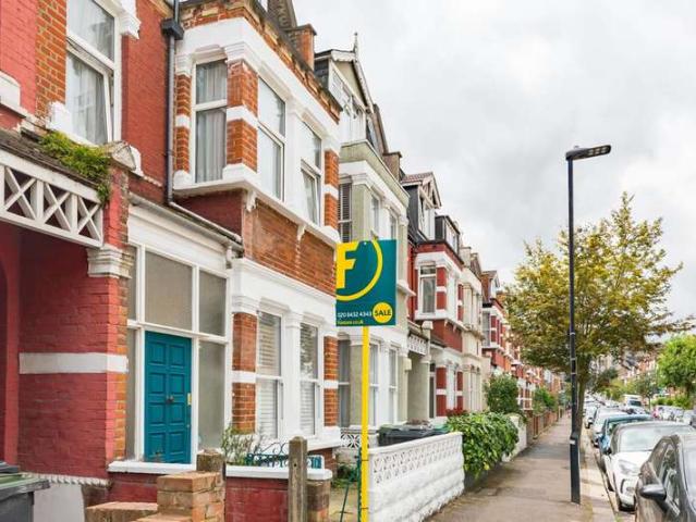 1 Bedroom Flat
