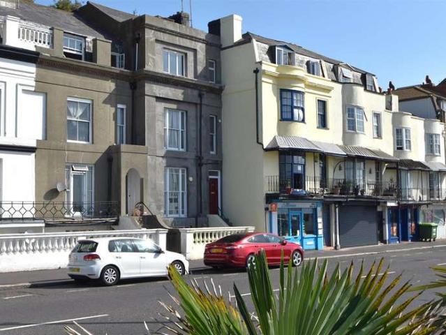 1 Bedroom Flat
