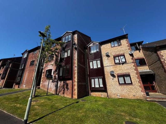 1 Bedroom Flat