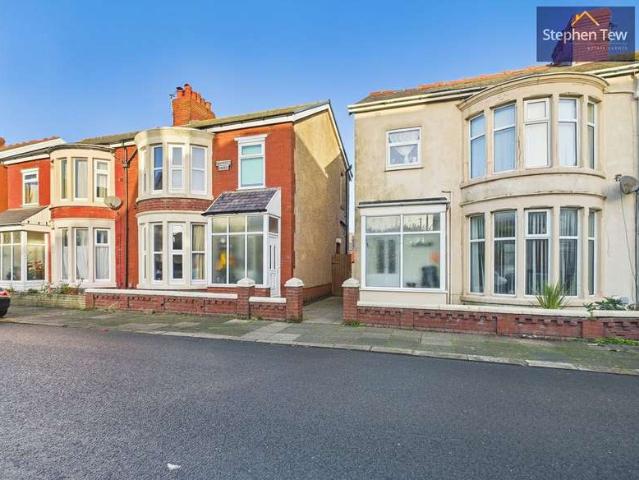 1 Bedroom Flat