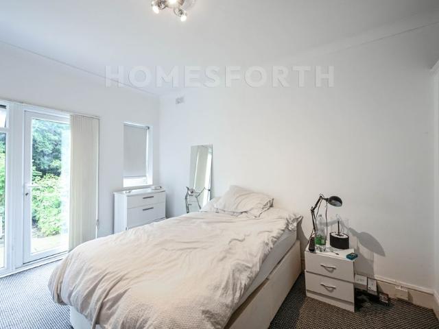 1 Bedroom Flat