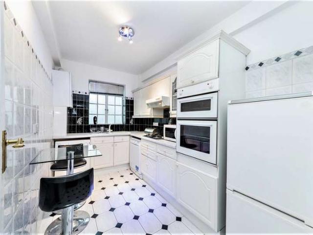 1 Bedroom Flat