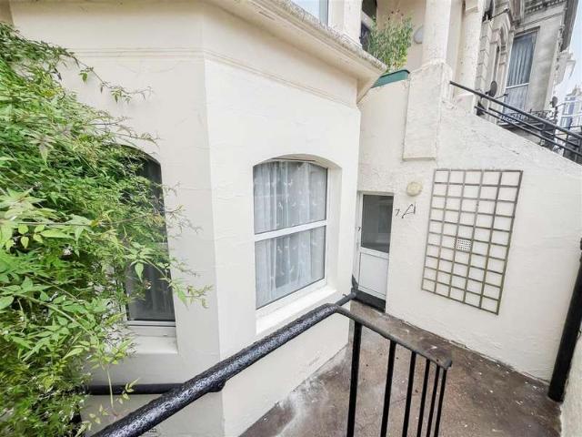 1 Bedroom Flat