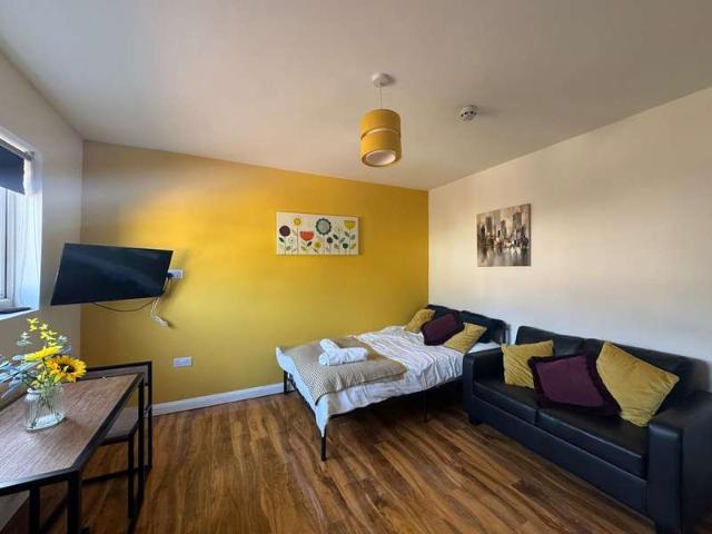 1 Bedroom Flat
