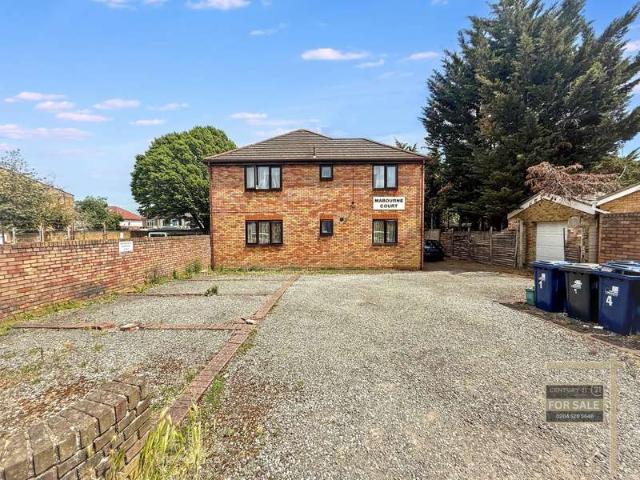 1 Bedroom Flat