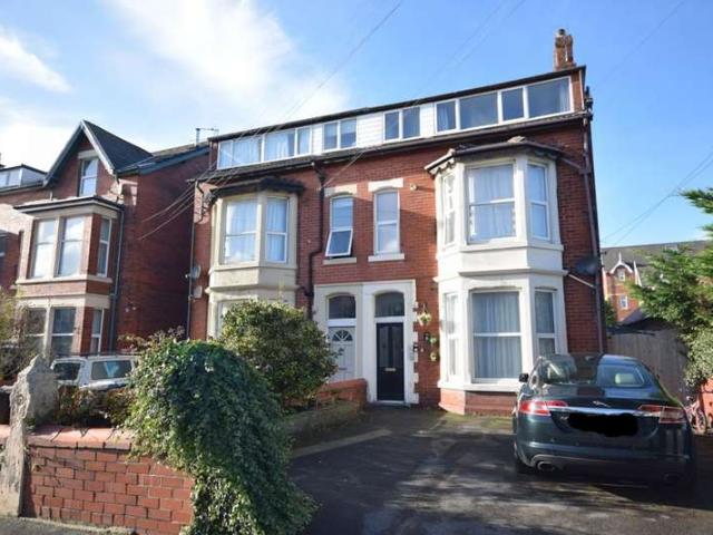 1 Bedroom Flat