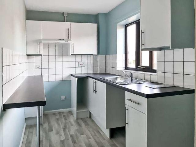 1 Bedroom Flat