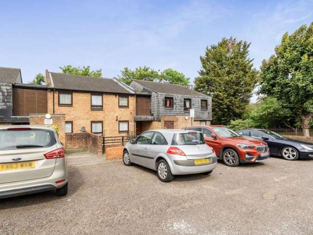 1 Bedroom Flat
