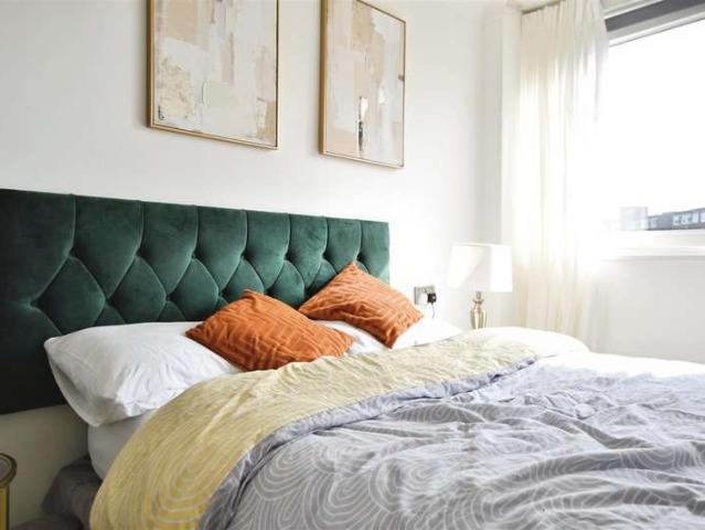 1 Bedroom Flat