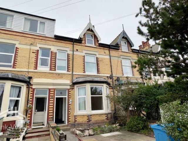 1 Bedroom Flat