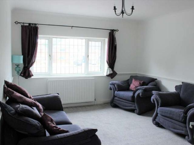 1 Bedroom Flat