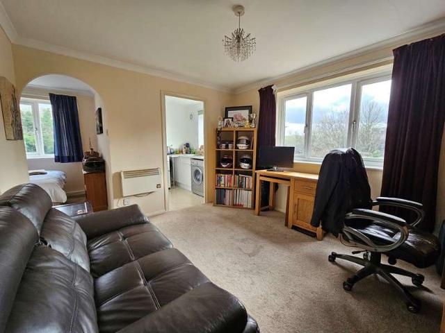 1 Bedroom Flat