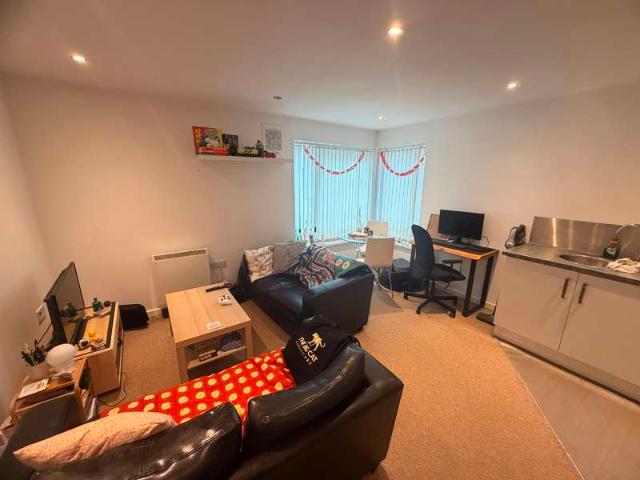 1 Bedroom Flat