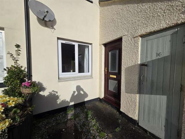 1 Bedroom Flat