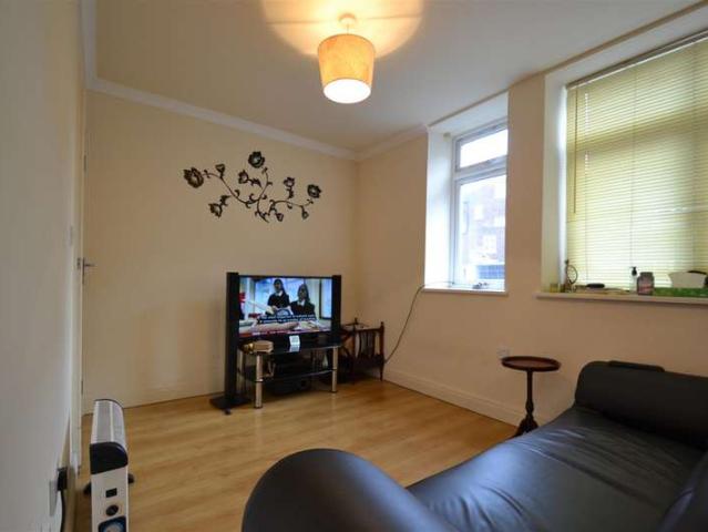 1 Bedroom Flat