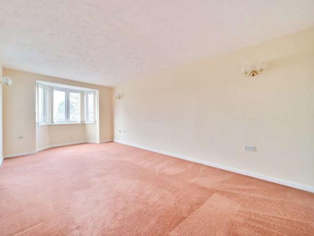 1 Bedroom Flat