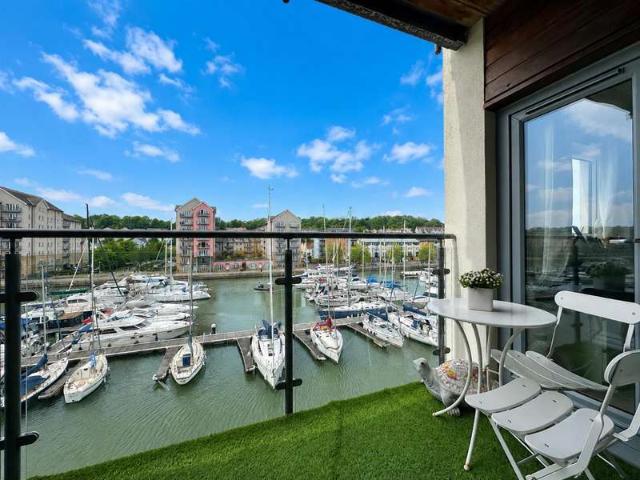 1 Bedroom Flat