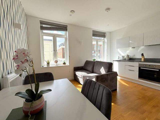 1 Bedroom Flat