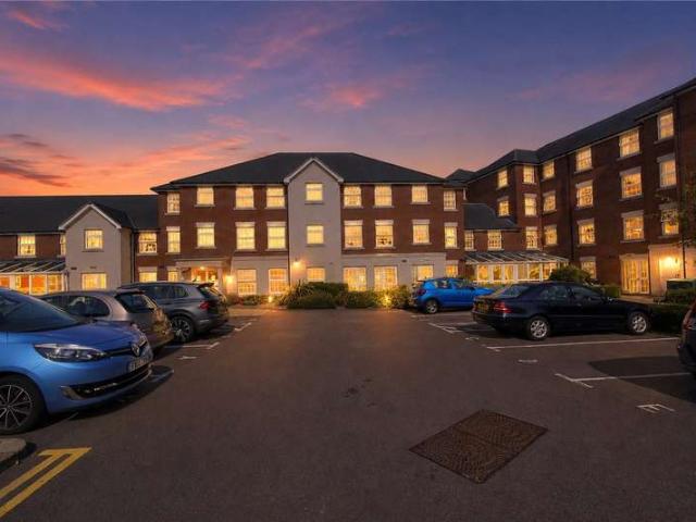 1 Bedroom Flat
