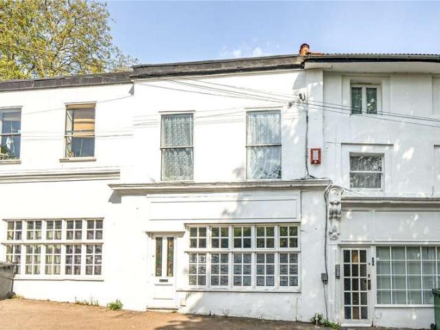 1 Bedroom Flat