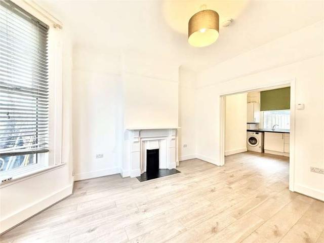1 Bedroom Flat