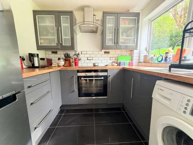 1 Bedroom Flat